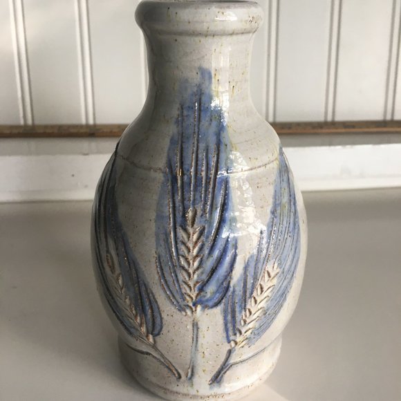 Taylor Feather | Accents | Taylor Feather Pottery Bud Vase Signed ...